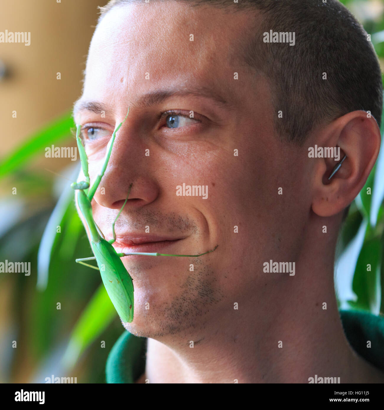 London, UK. 3rd Jan, 2017. Keeper Jamie Mitchell has a close encounter ...
