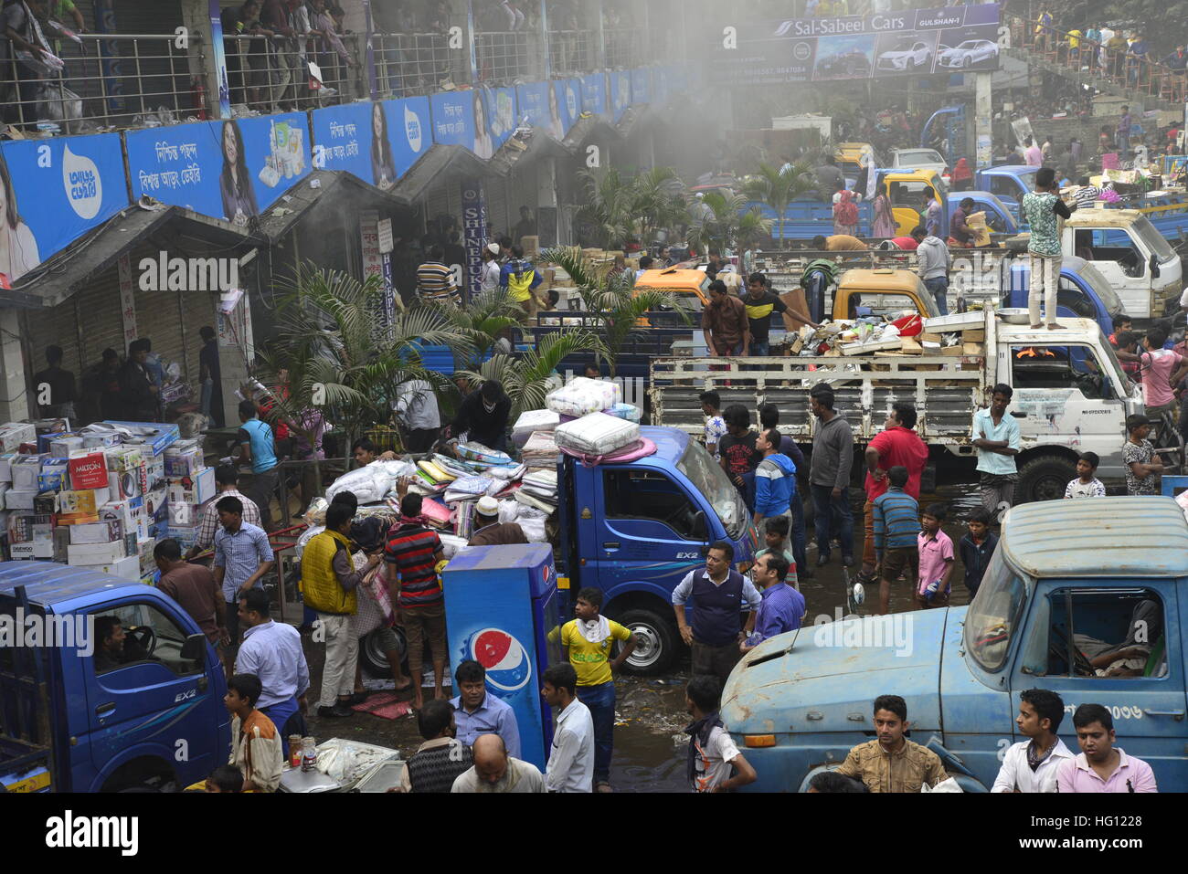 Gulshan market in dhaka bangladesh hi-res stock photography and images ...