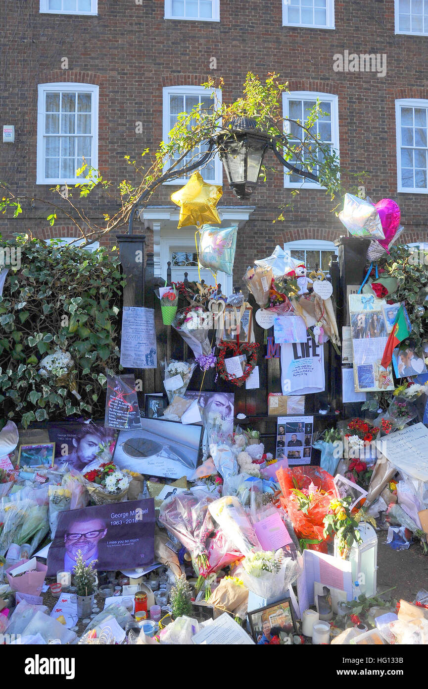 George michael fans outside his london home hi-res stock photography ...