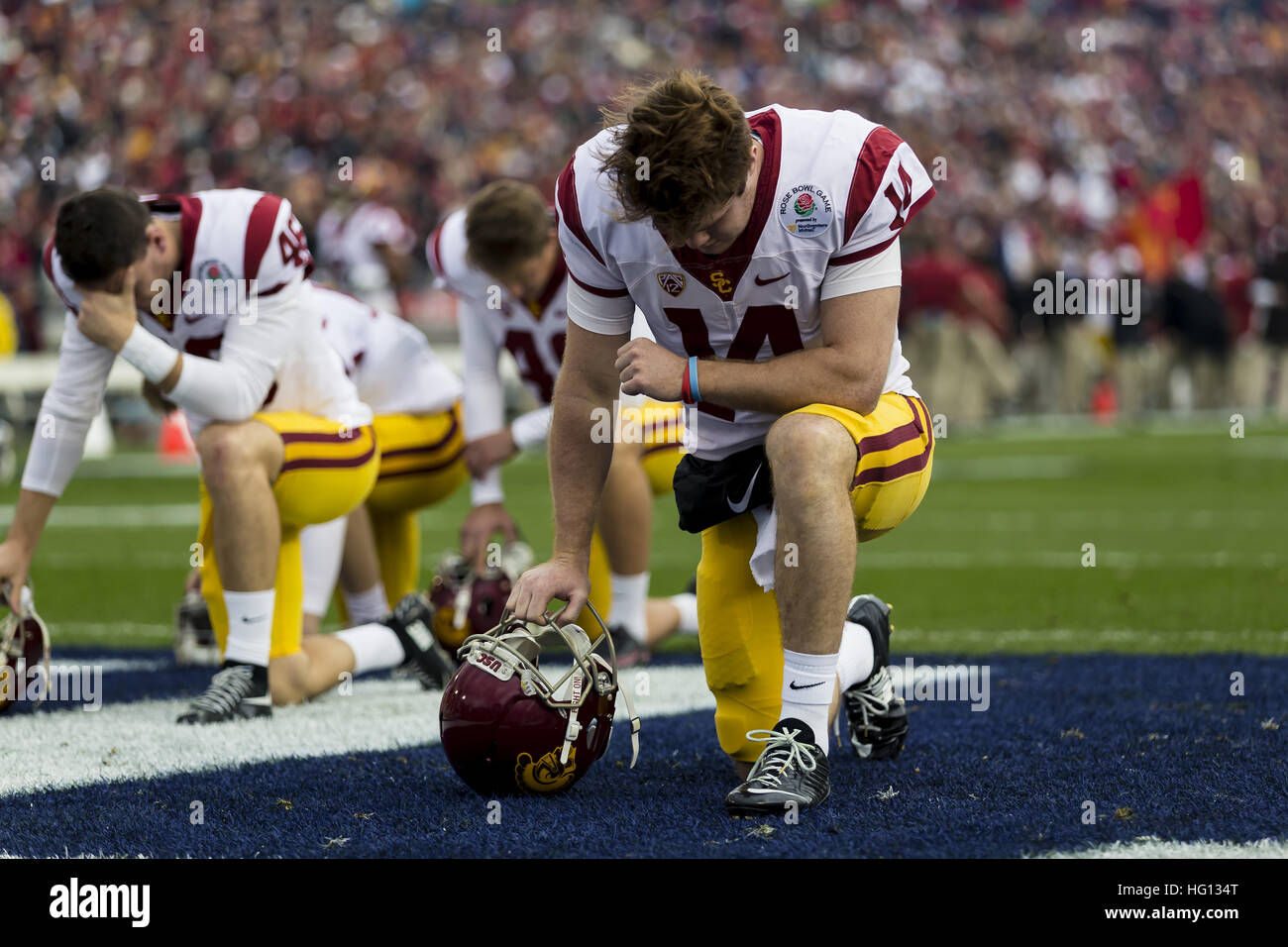 January 2, 2017 - California, USA - USC quarterback Sam Darnold (14 ...