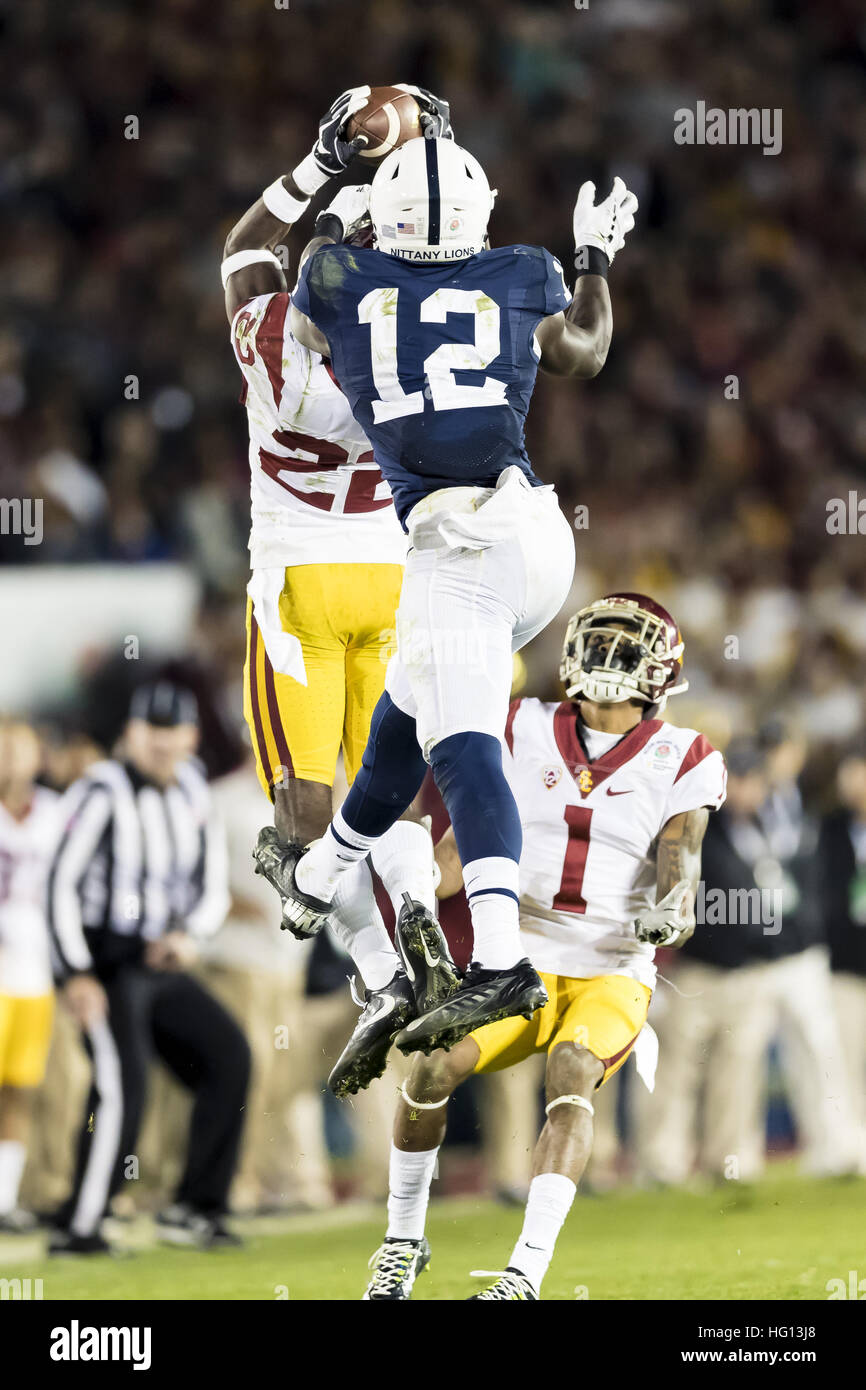 California, USA. 2nd Jan, 2017. USC defensive back Leon McQuay III (22 ...