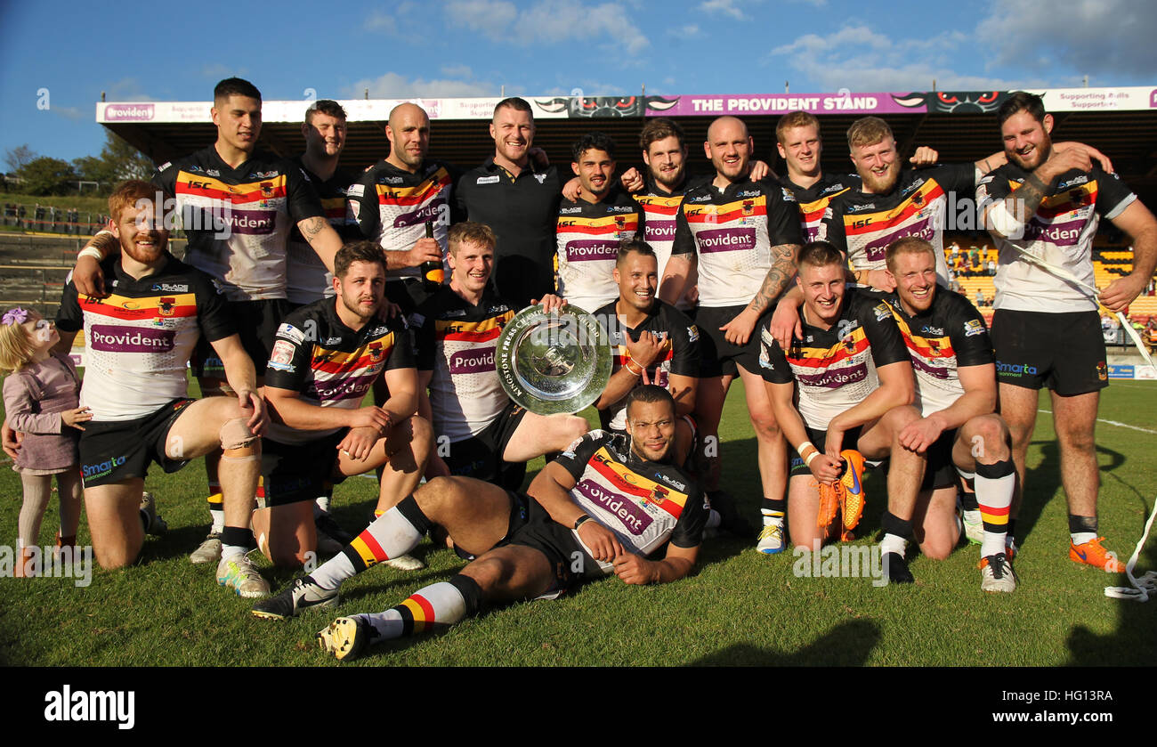 File Pics: Bradford Bulls v Sheffield celebrate winning the Kingstone ...