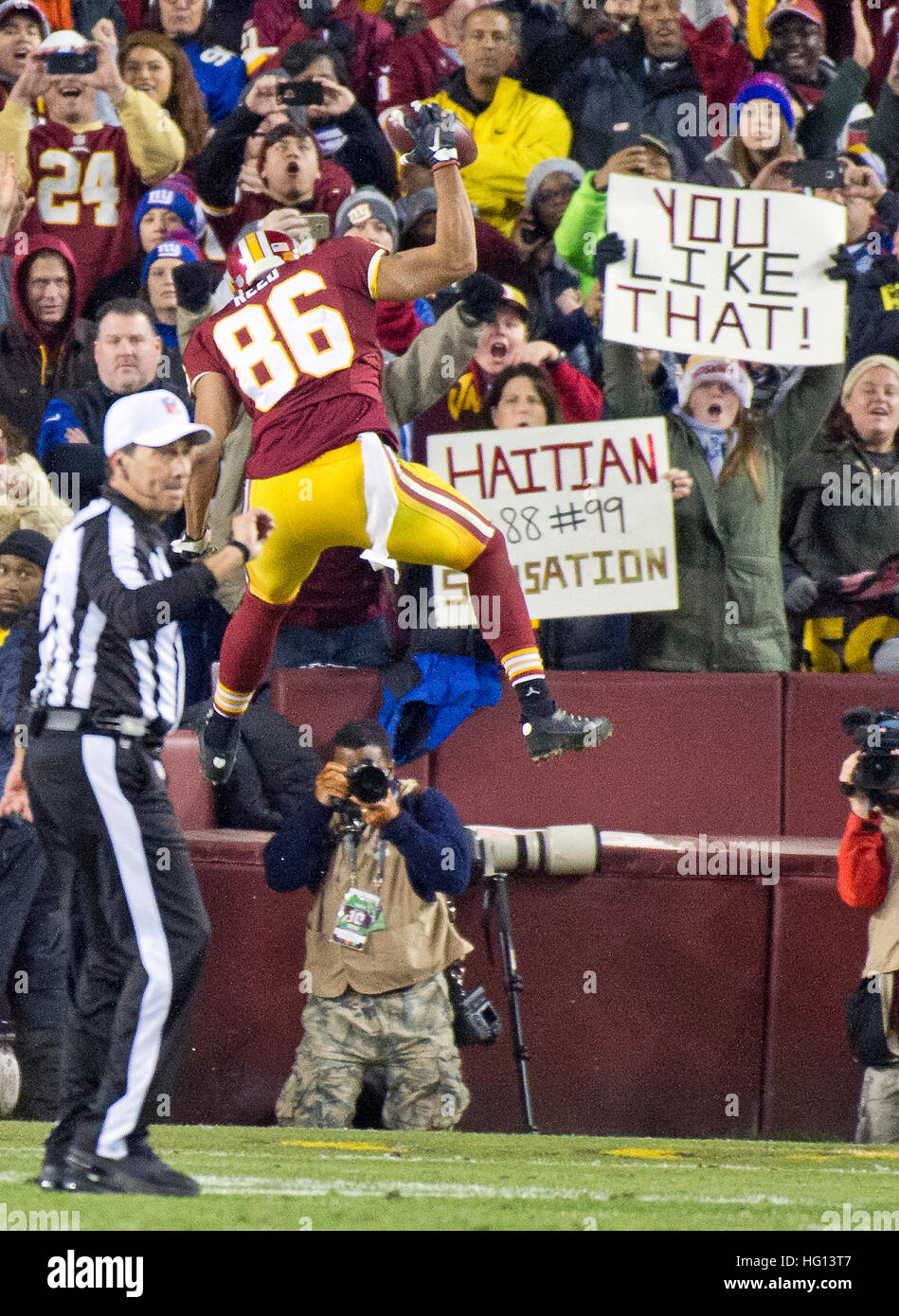 Washington Redskins tight end Jordan Reed (86) leaps high in the air ...