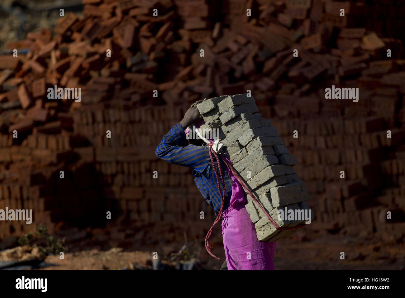 Indian migrant workers hi-res stock photography and images - Alamy