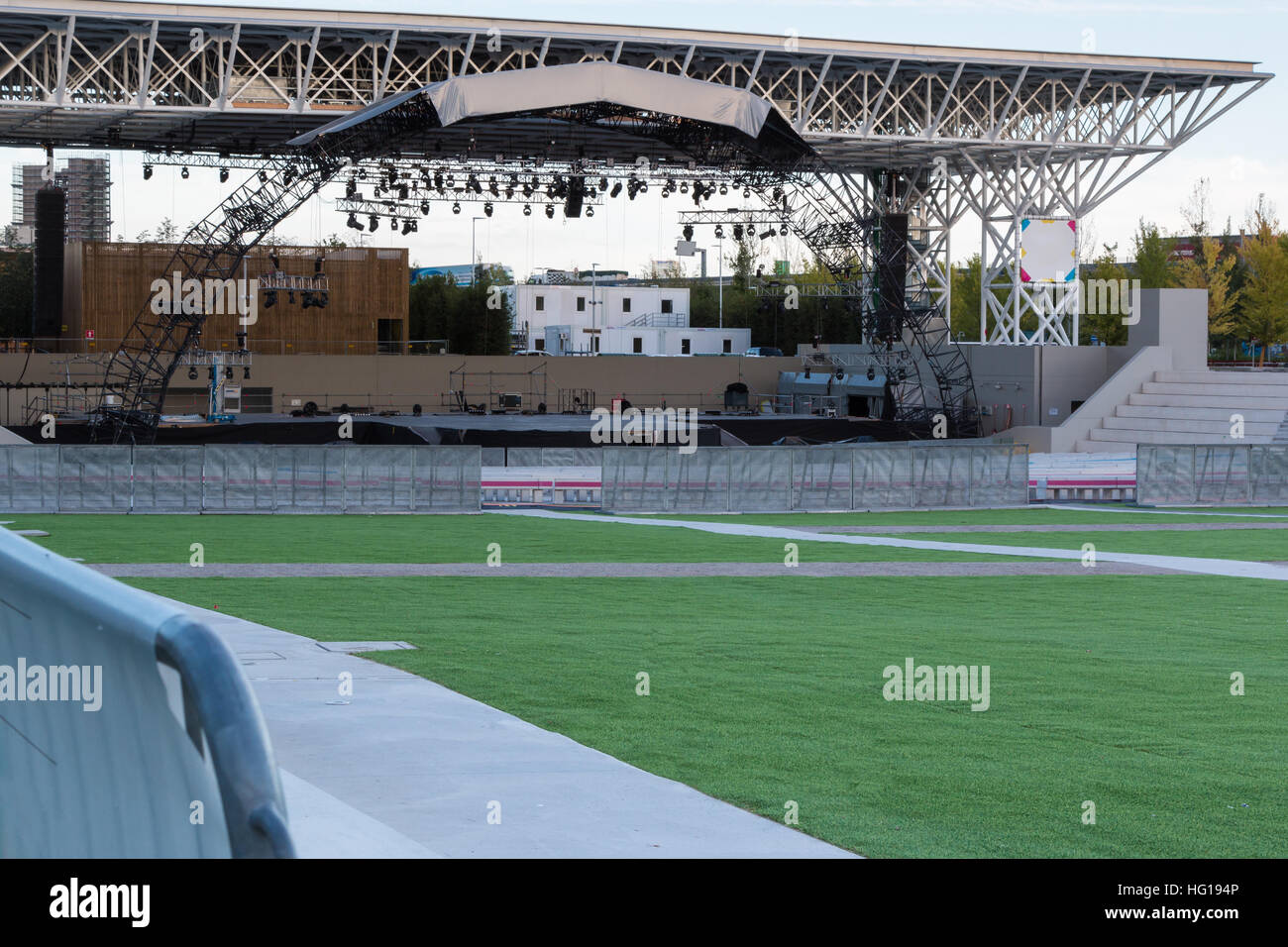 Preparation before a concert hi-res stock photography and images - Alamy