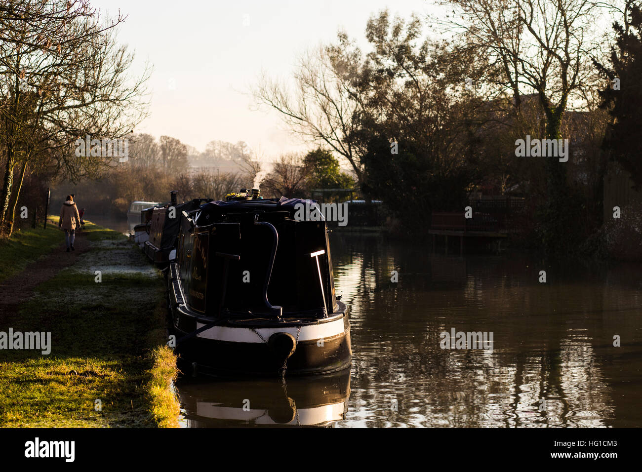 Barges and canal boats on the Grand Union Canal at Bugbrooke ...