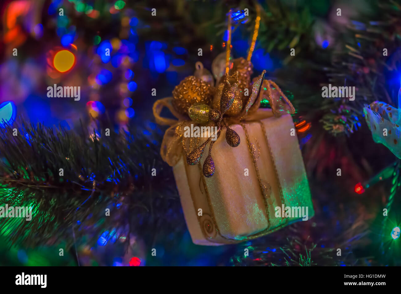Christmas parcel hi-res stock photography and images - Alamy