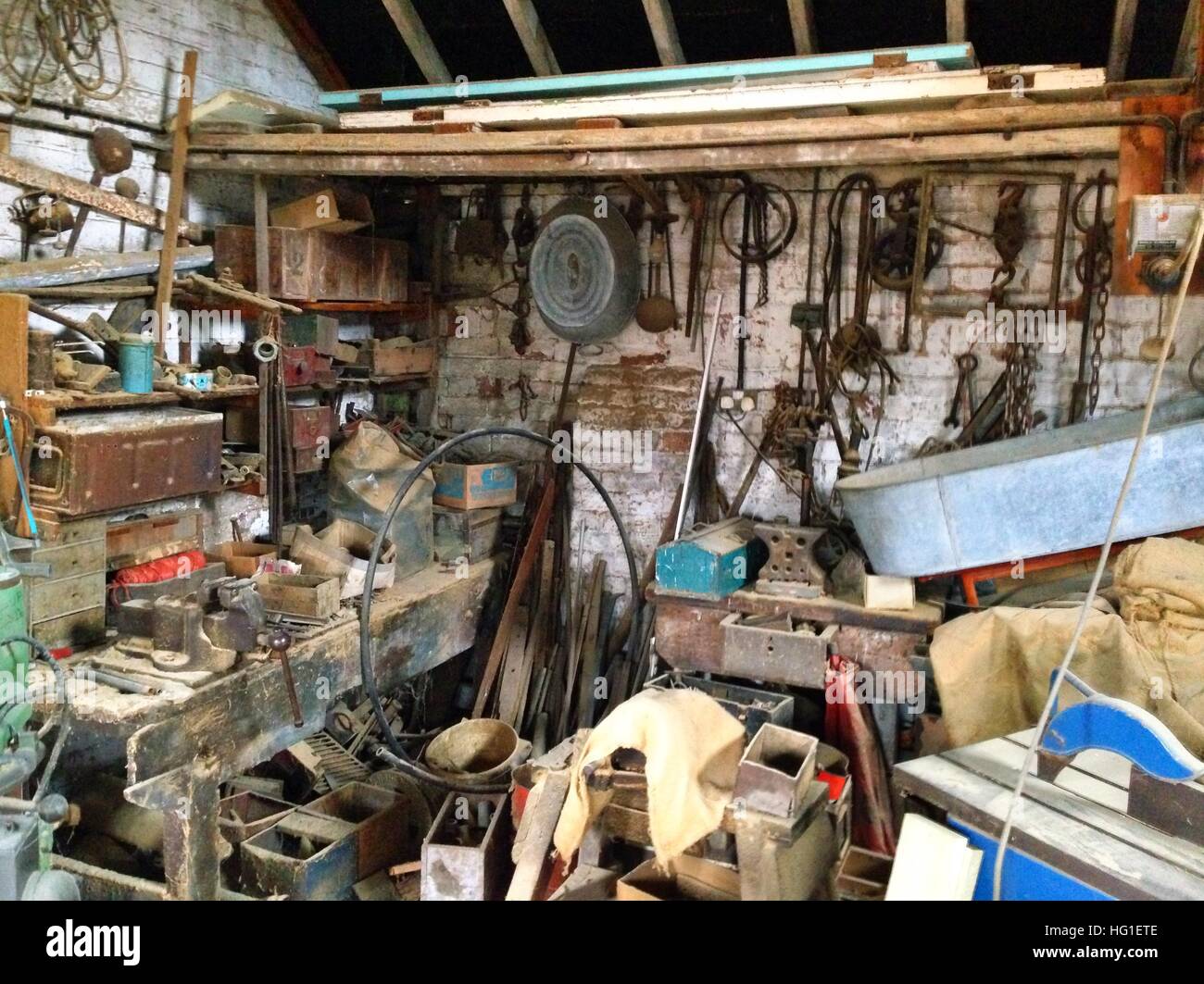 Old workshop hi-res stock photography and images - Alamy