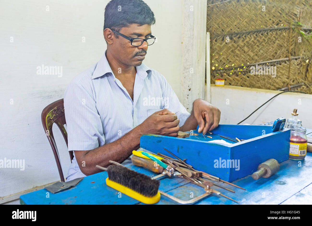 Silversmith workshop hi-res stock photography and images - Alamy