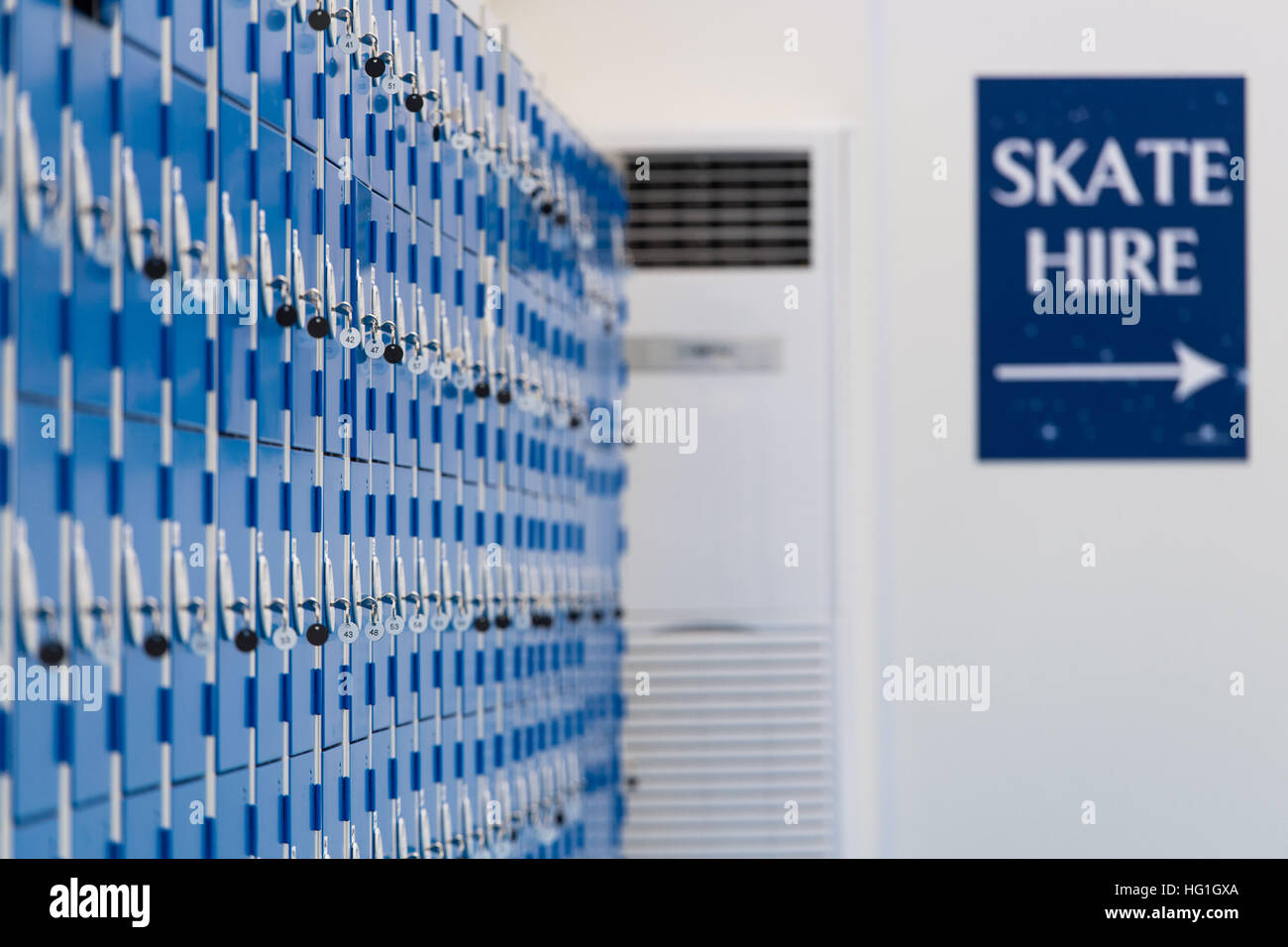 Temporary lockers hi-res stock photography and images - Alamy