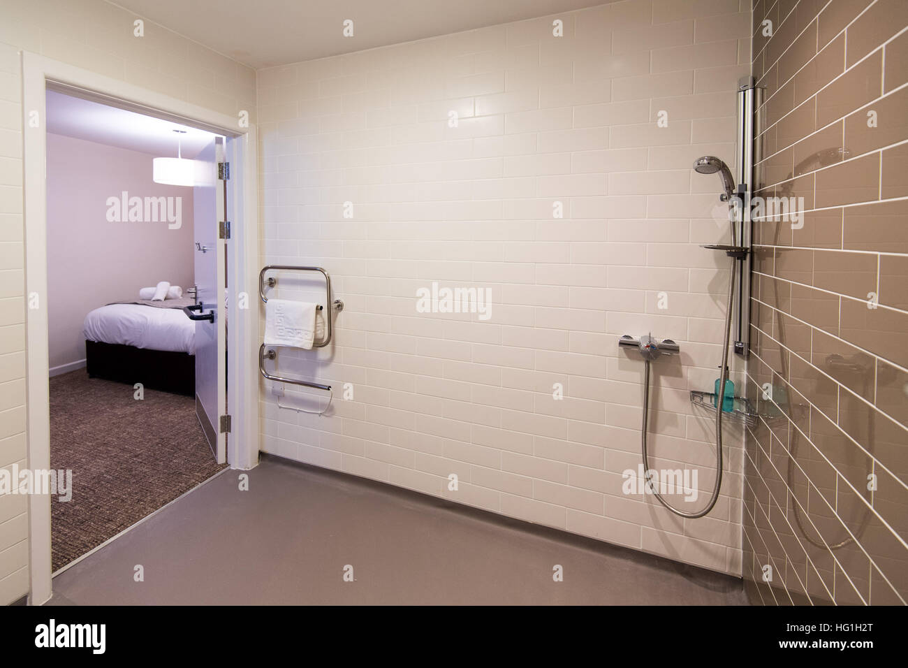 Disabled accessibility and toilet hi-res stock photography and images ...