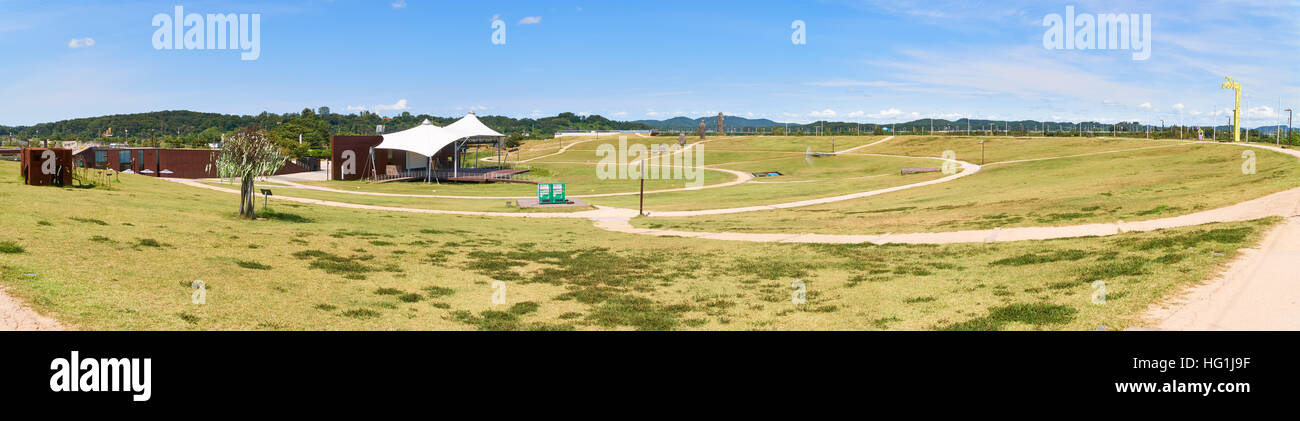 Pyeonghwa nuri park hi-res stock photography and images - Alamy