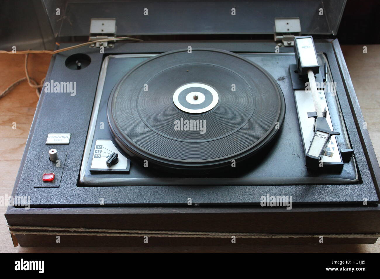 Old School Record Player High Resolution Stock Photography and Images ...
