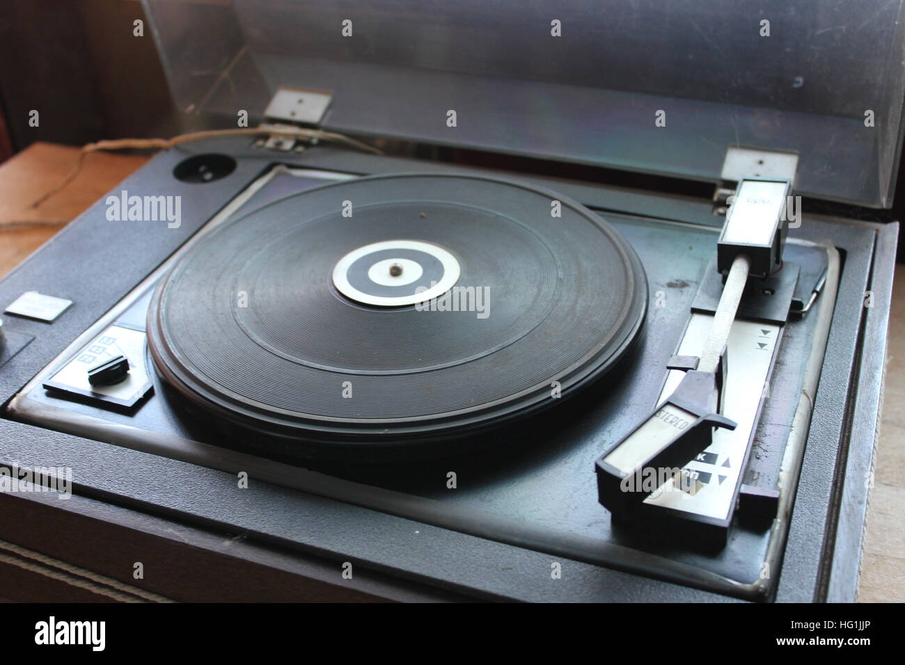 Old School Record Player High Resolution Stock Photography and Images ...