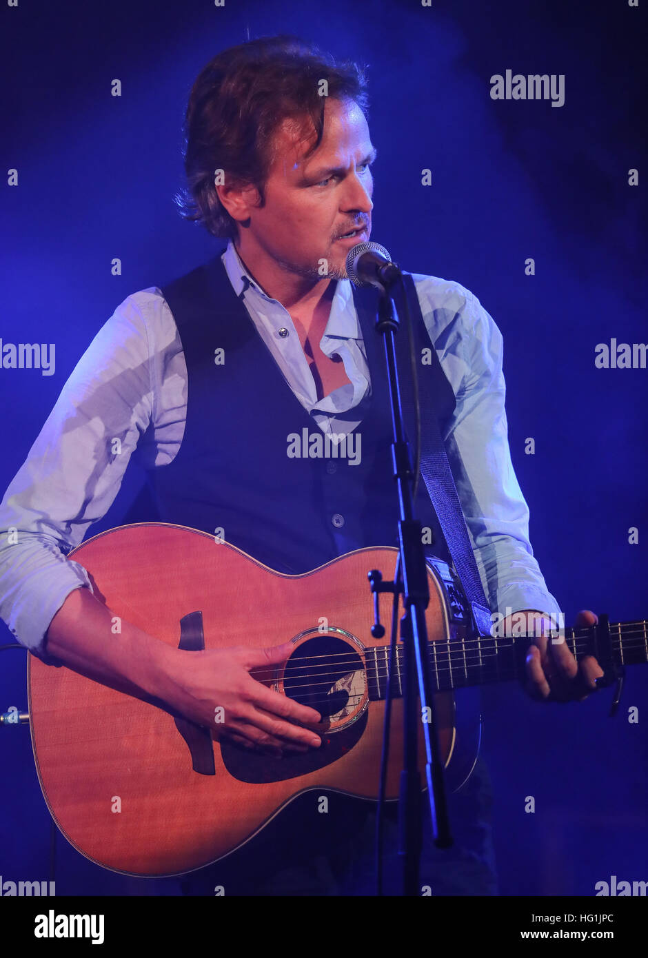 Performers at the Union Chapel as part of The Flying Seagull Project's ...