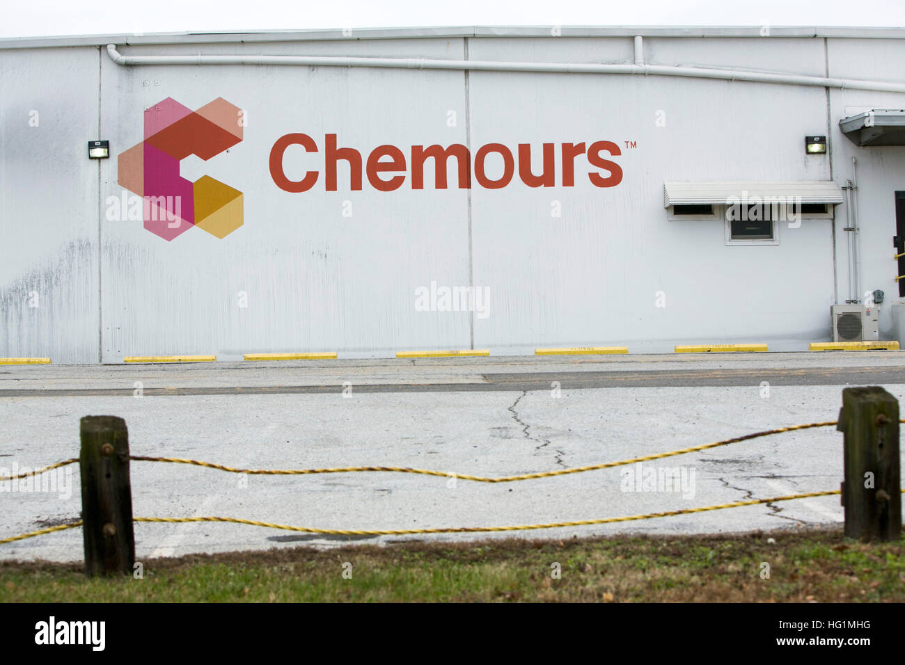 Chemours hi-res stock photography and images - Alamy