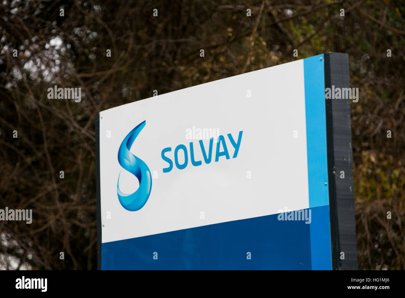 Solvay logo hi-res stock photography and images - Alamy