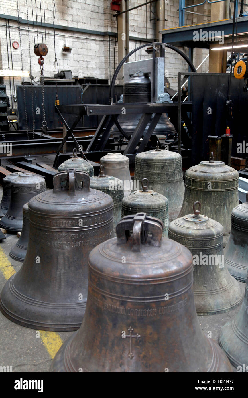 Big ben bell interior hi-res stock photography and images - Alamy
