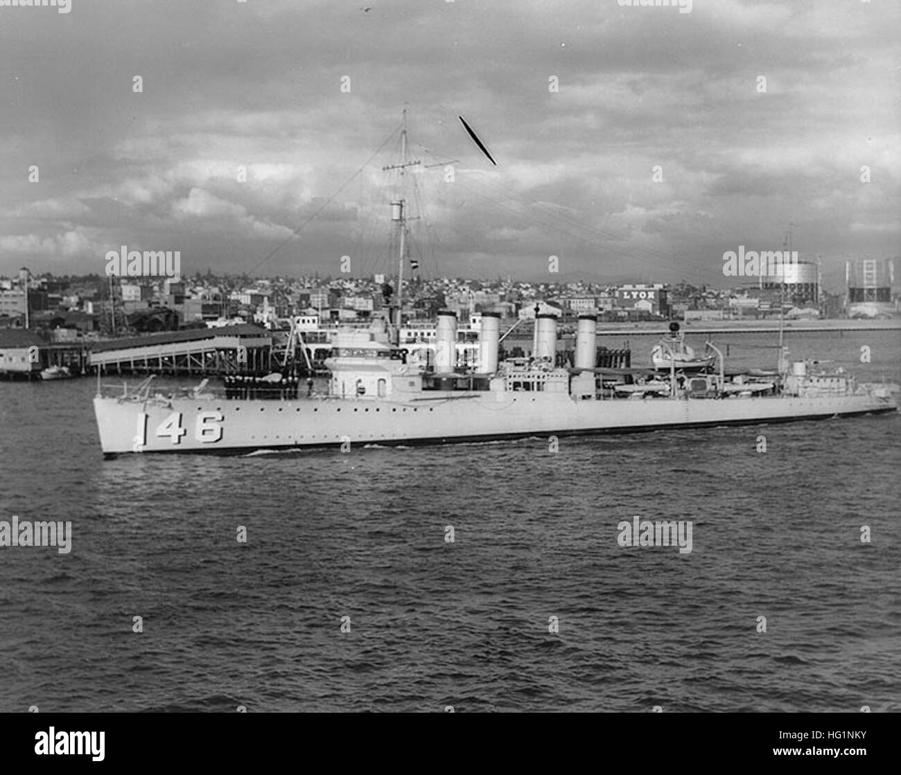 Uss elliot hi-res stock photography and images - Alamy