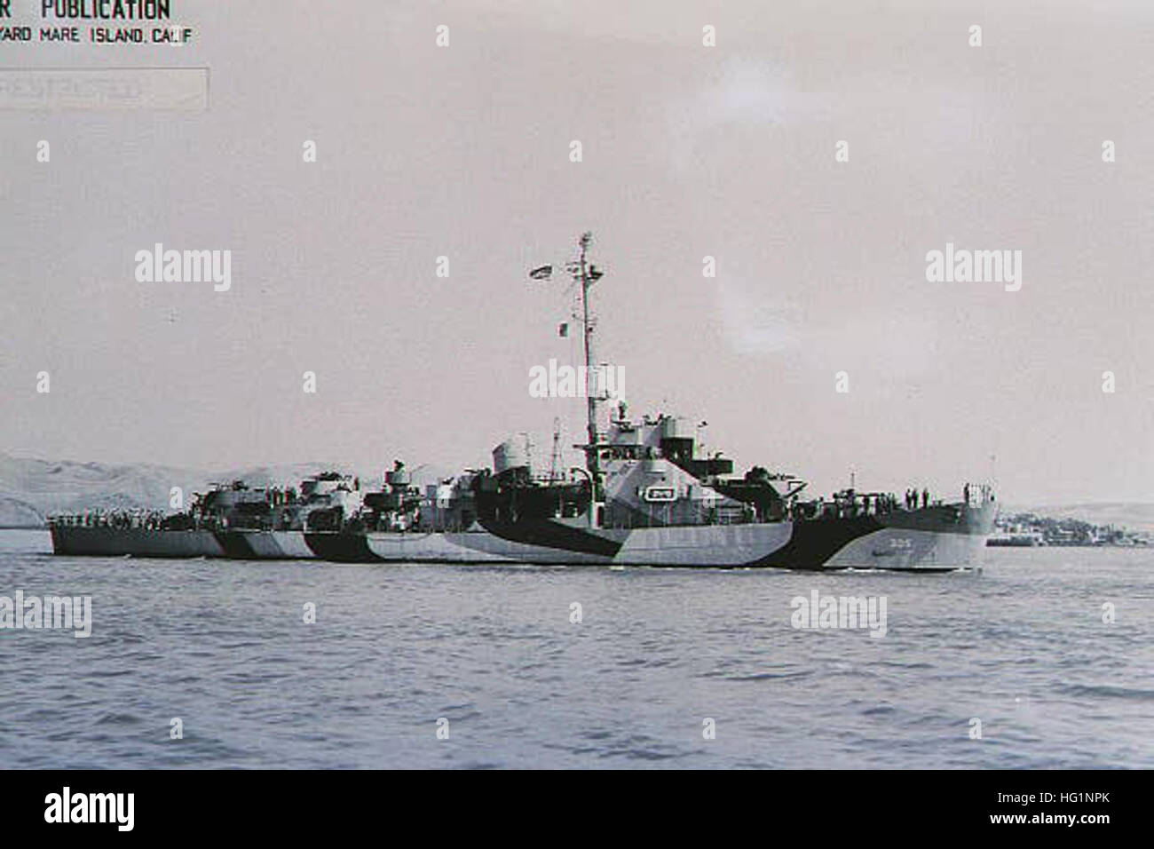 USS Halloran (DE 305 Stock Photo - Alamy