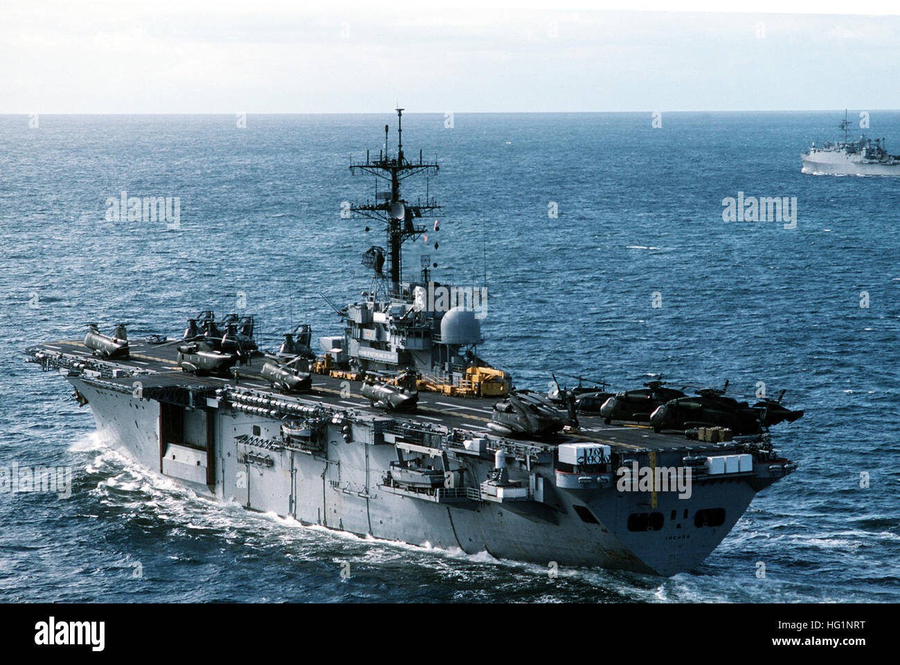 Uss inchon hi-res stock photography and images - Alamy