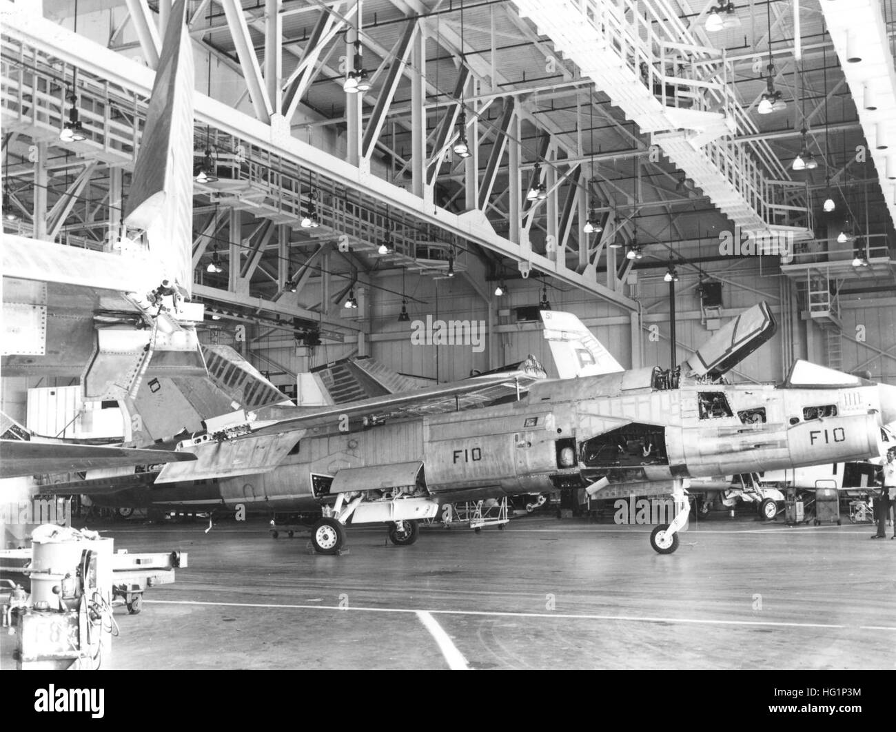 F 8 crusader hi-res stock photography and images - Alamy