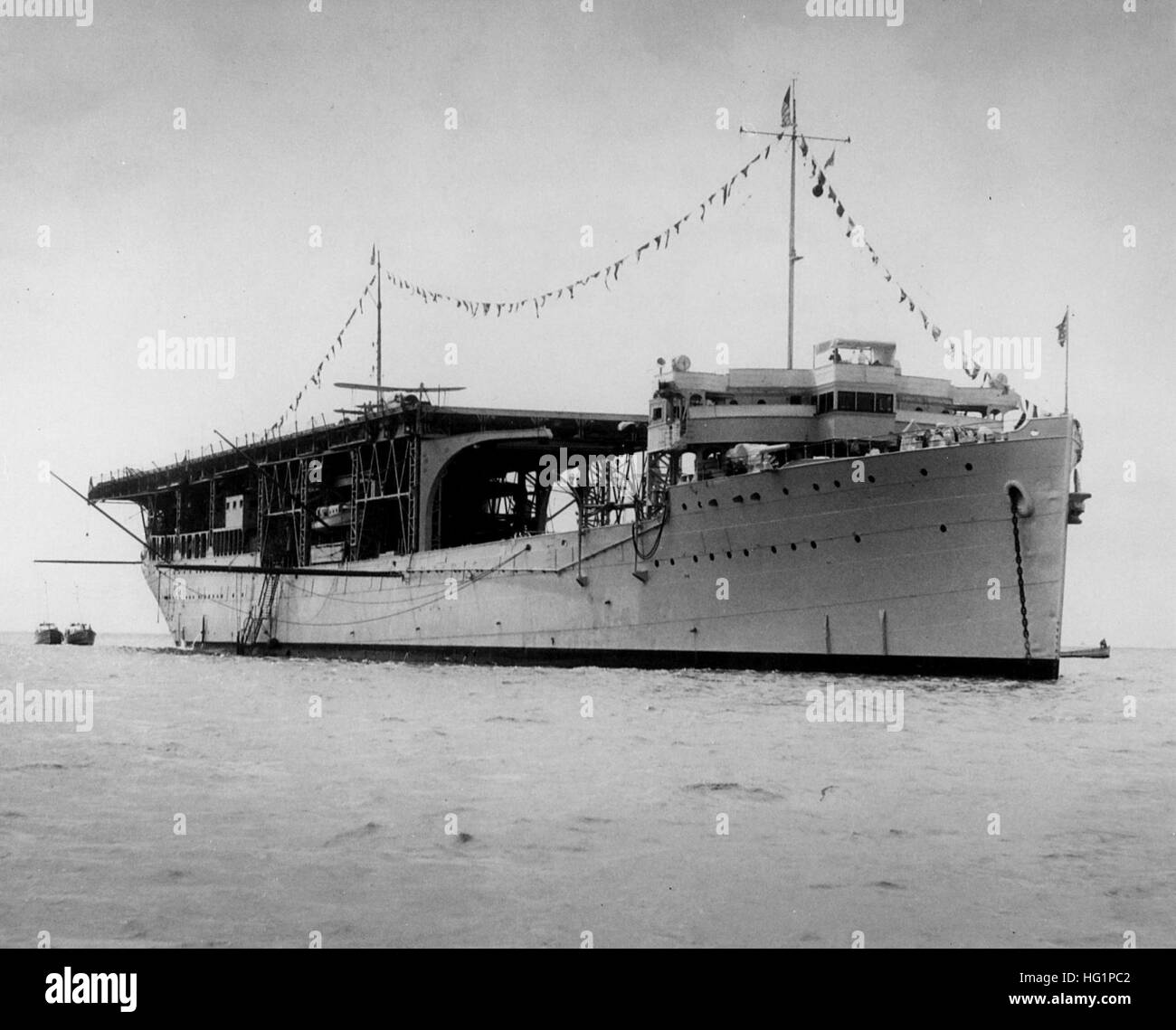 USS Langley (AV-3) at French Frigate Shoals 1937 Stock Photo - Alamy