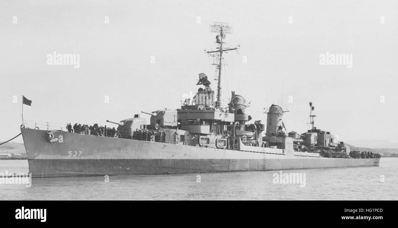 Uss the sullivans dd 537 hi-res stock photography and images - Alamy