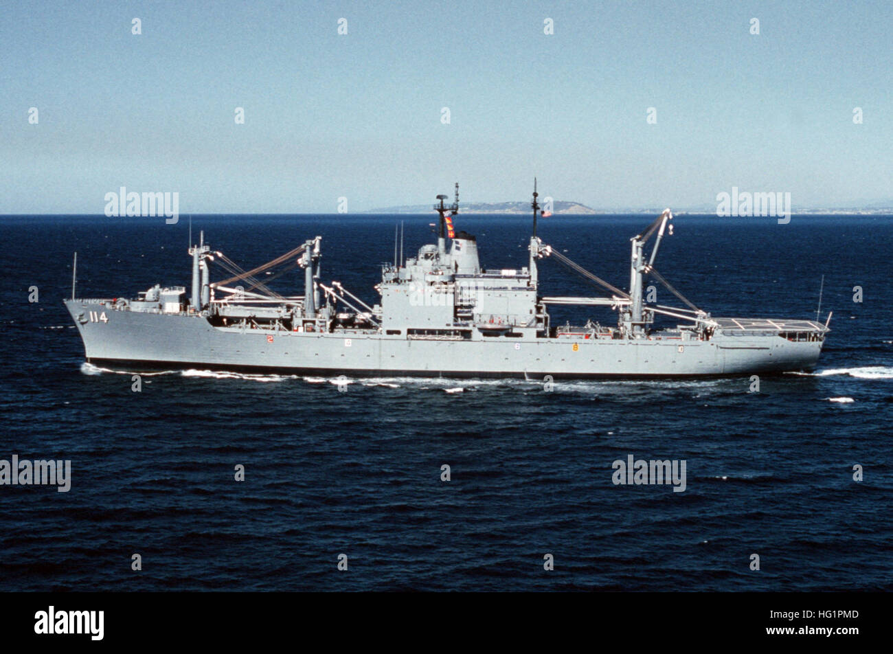 Uss durham lka 114 hi-res stock photography and images - Alamy