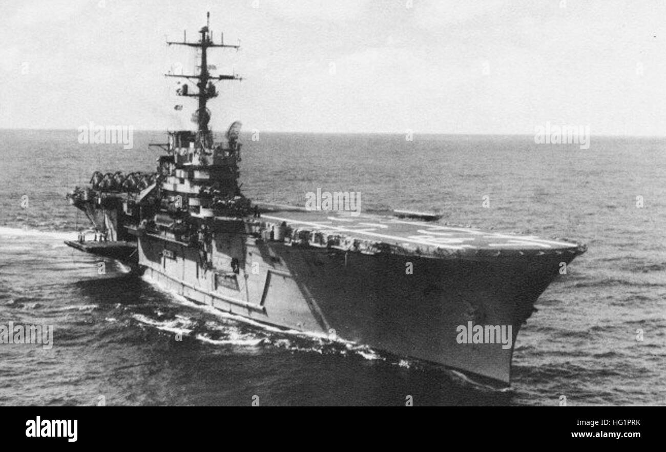USS Guam (LPH-9) underway c1965 Stock Photo - Alamy