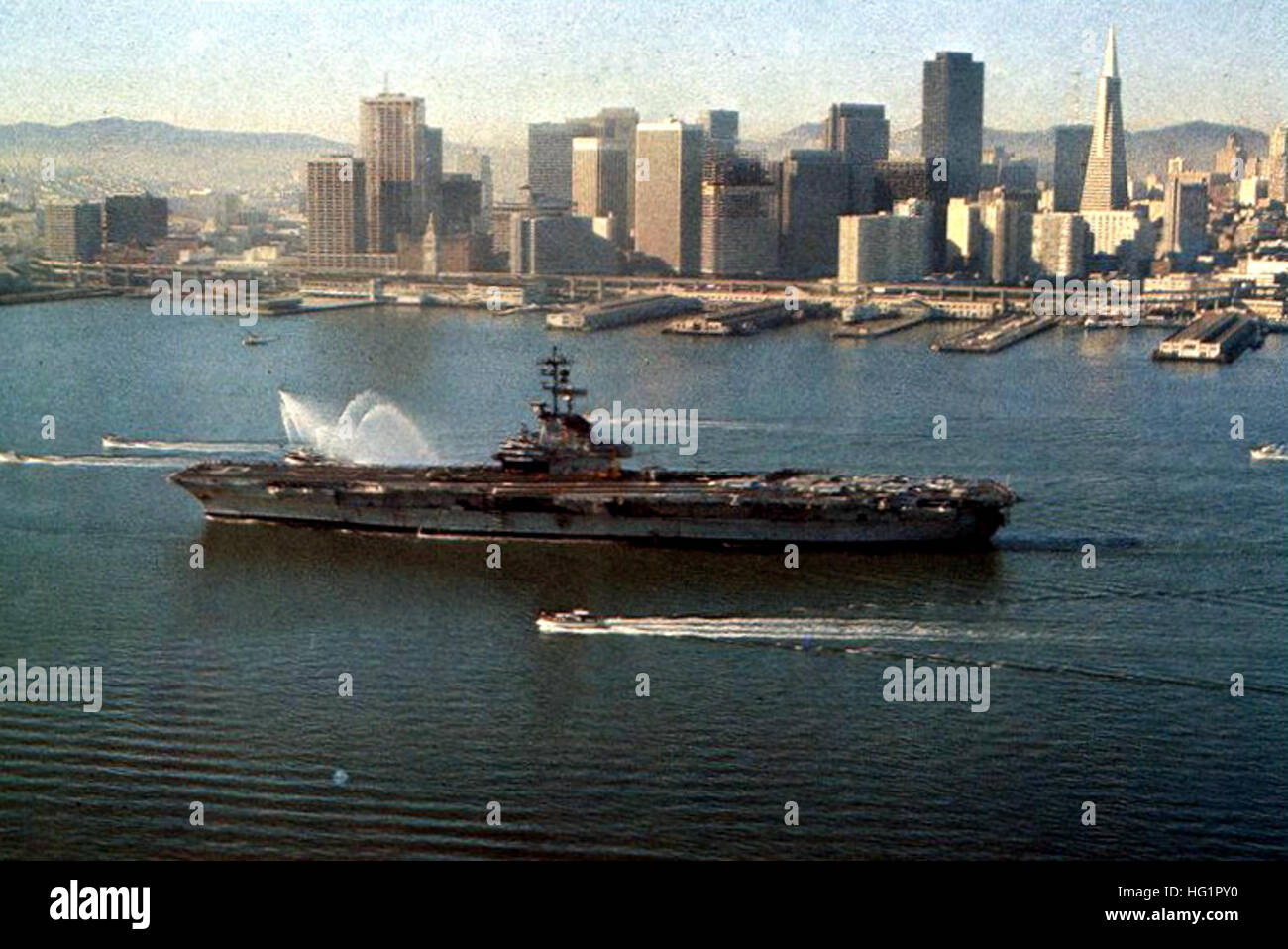 USS Hancock (CV-19) returning from last deployment 1975 Stock Photo - Alamy