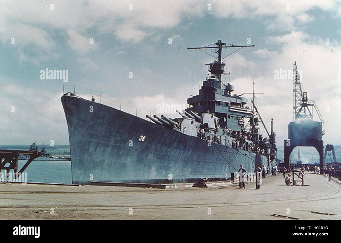 USS Minneapolis (CA-36), a New Orleans-class heavy cruiser of the ...