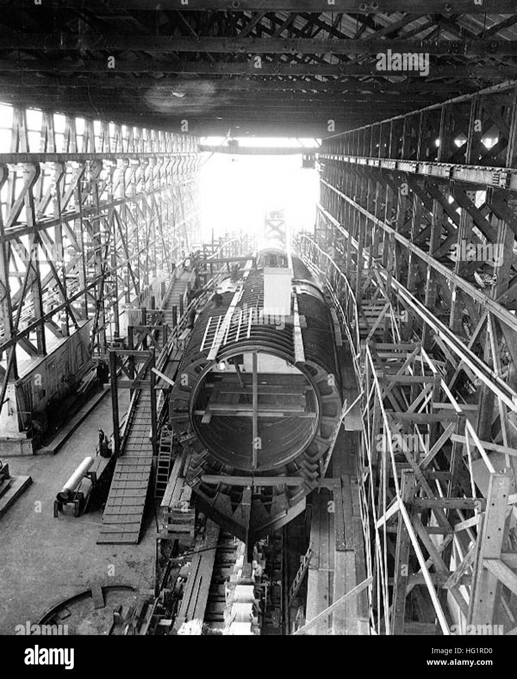 USS Squalus (SS-192) under construction, January 1938 Stock Photo - Alamy