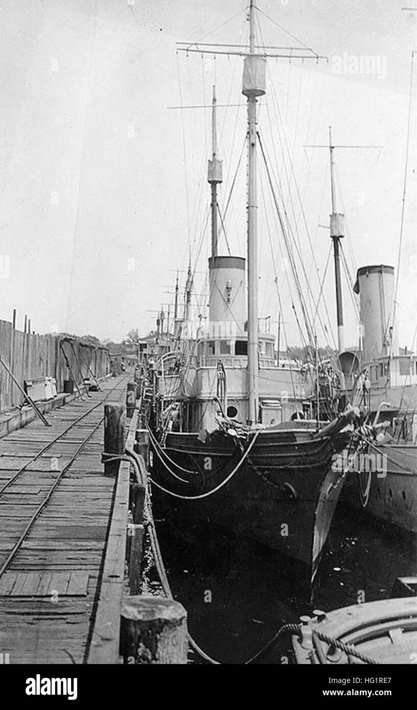 USS Christabel 1917 at dock Stock Photo - Alamy