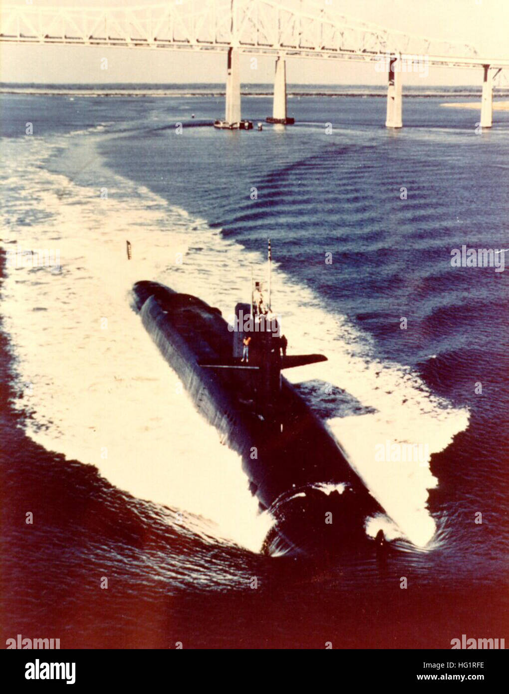 USS Lewis and Clark (SSBN-644) and bridge Stock Photo - Alamy