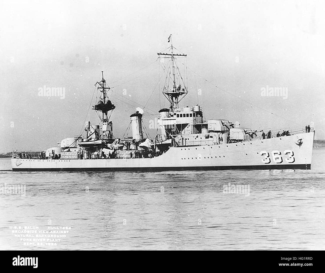 USS Balch (DD-363), a Porter-class destroyer, is underway performing ...