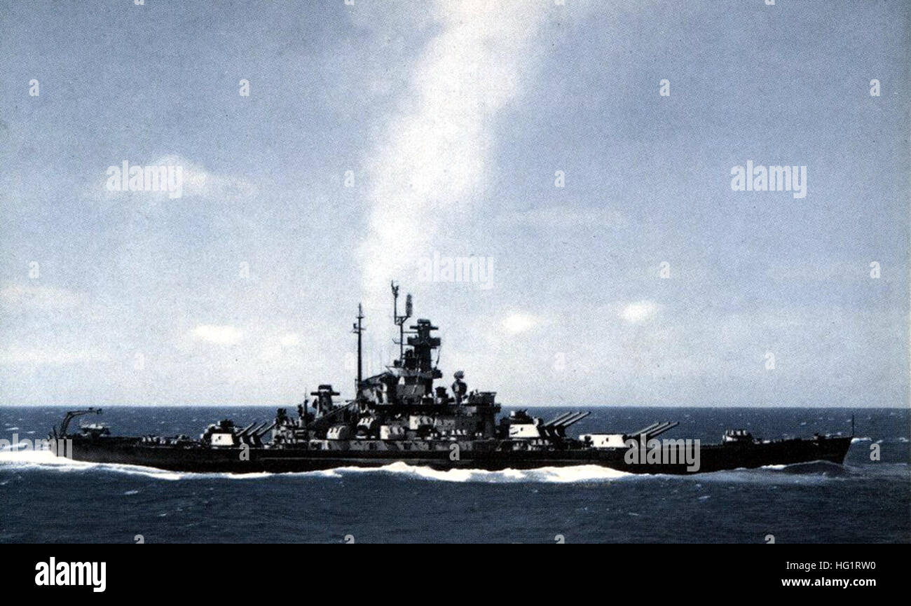 USS Massachusetts (BB-59) underway in 1942 Stock Photo - Alamy
