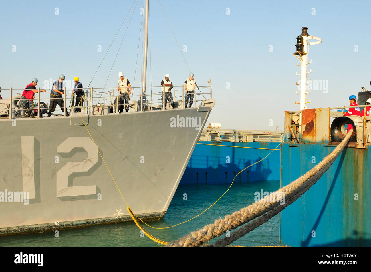 131030-N-IZ292-138 U.S. 5TH FLEET AREA OF RESPONSIBILITY (Oct. 30, 2013 ...