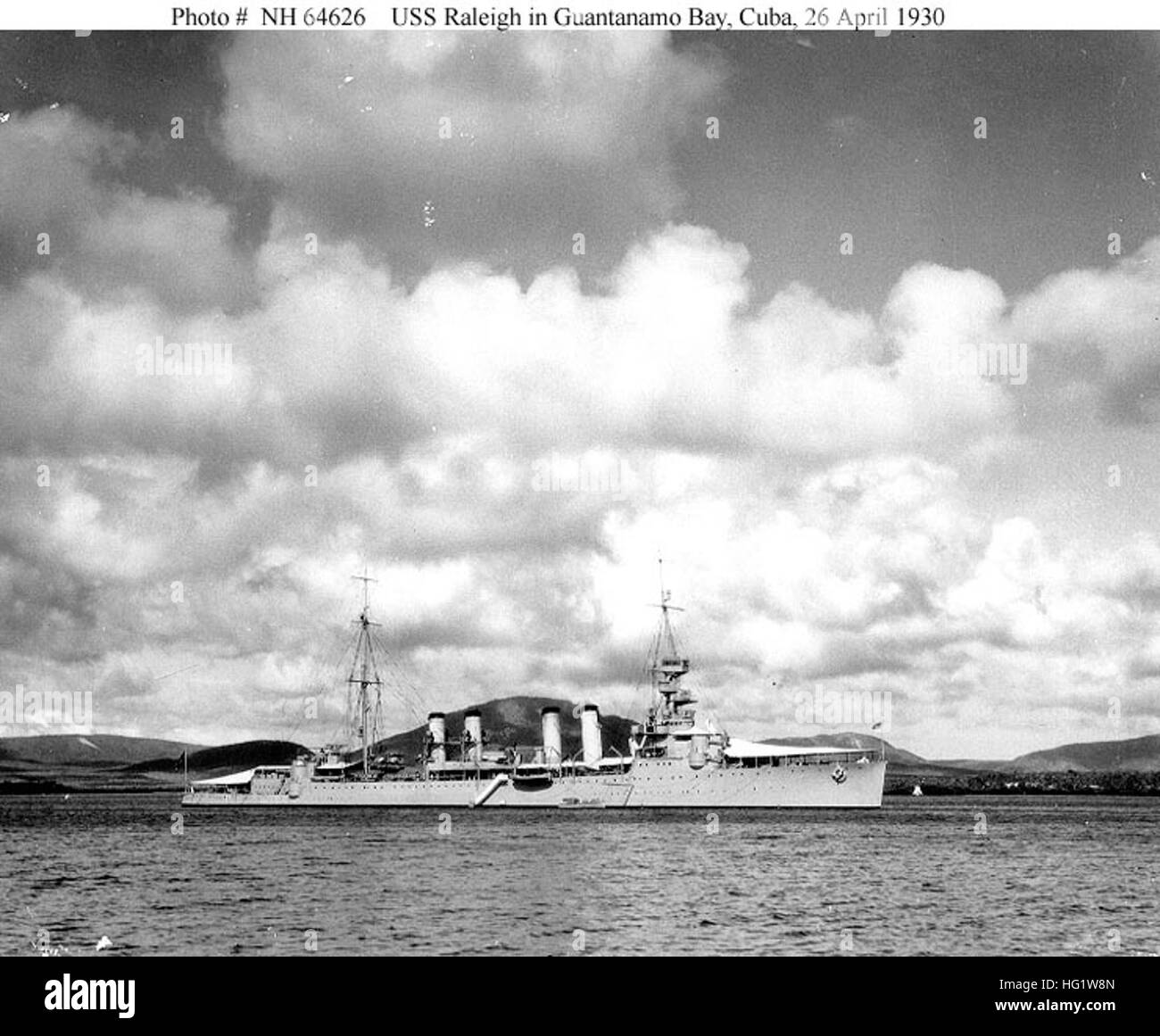 Uss raleigh hi-res stock photography and images - Alamy