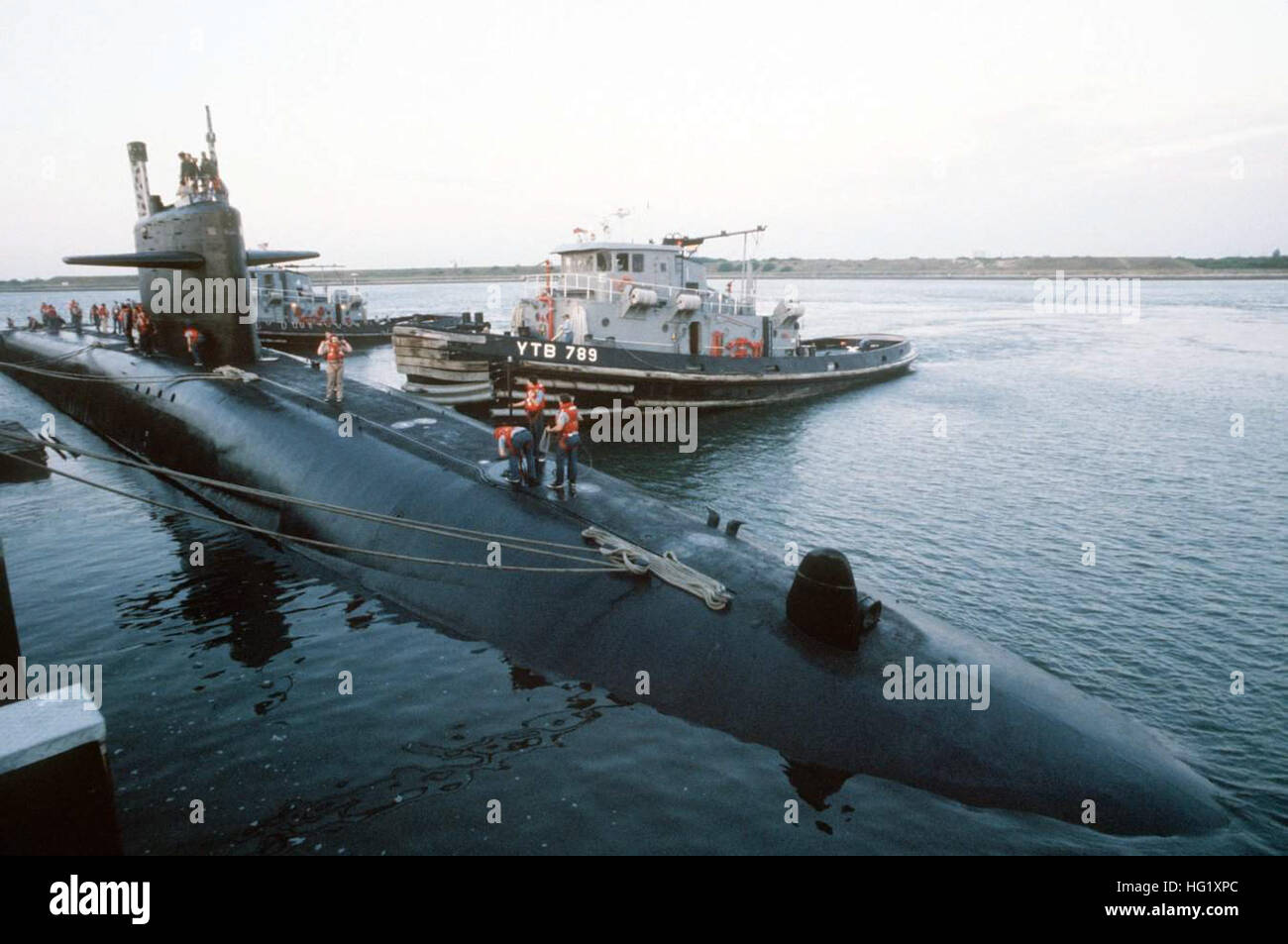 USS Casimir Pulaski exercice LantCoopEx 2 Stock Photo - Alamy