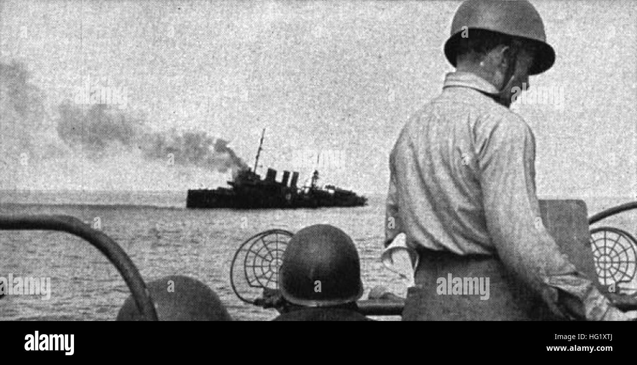 USS Stewart (DD-224) being sunk as target02 1946 Stock Photo - Alamy
