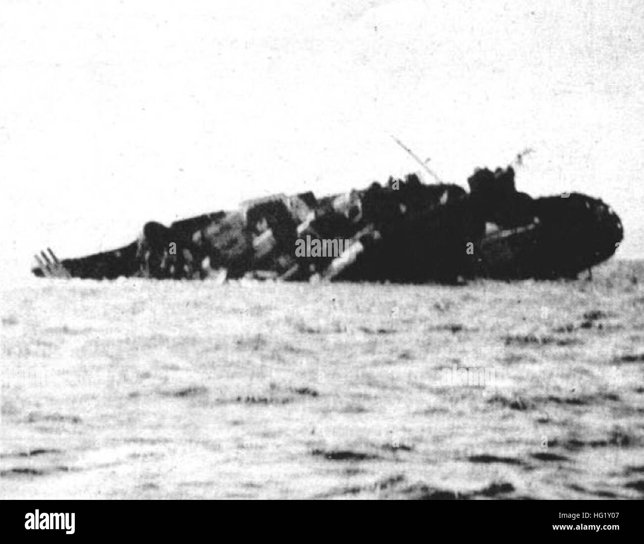 USS Pennsylvania (BB-38) sinking off Kwajalein03 1948 Stock Photo - Alamy