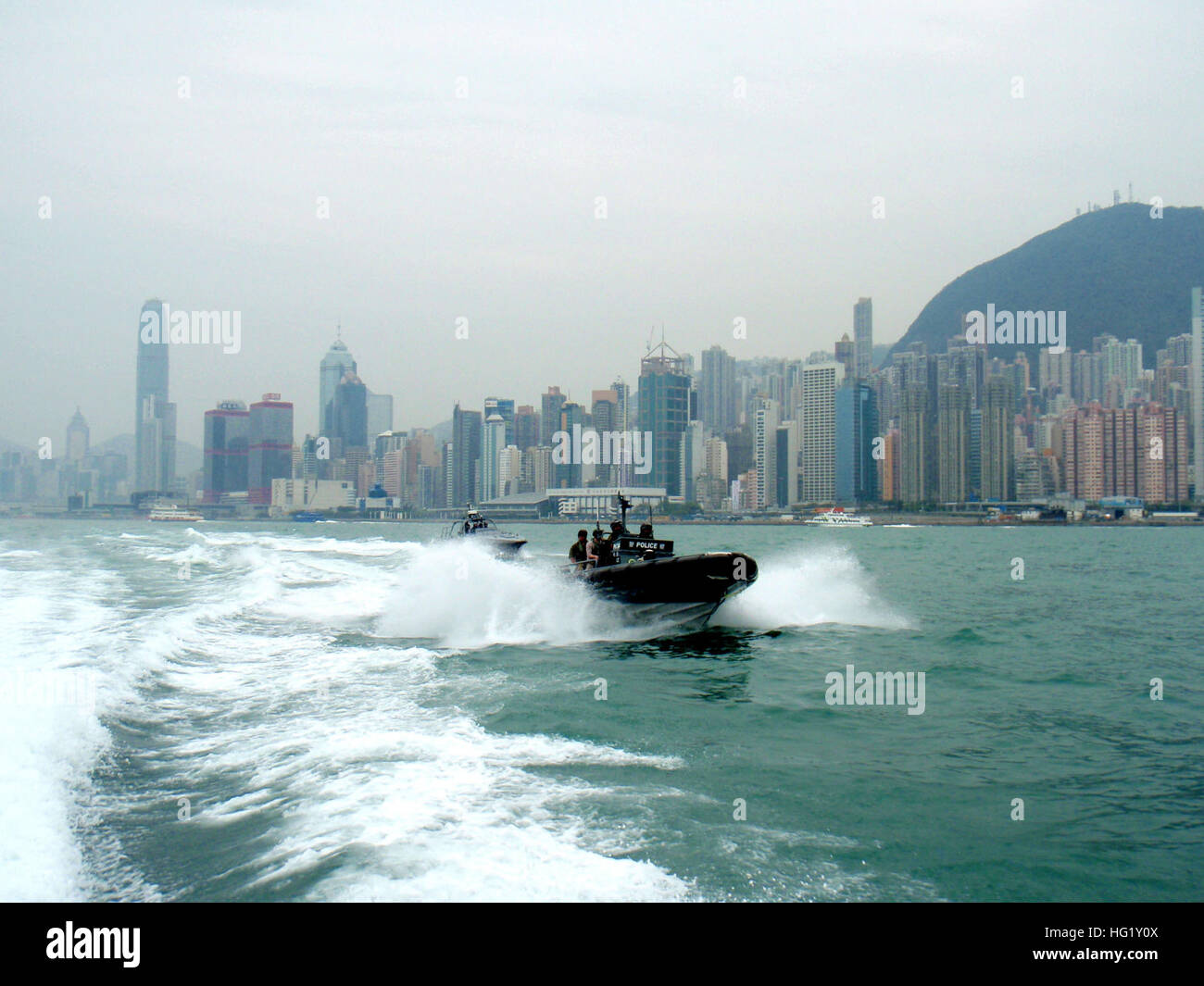 Fleet Anti-Terrorism Security Team Pacific (FASTPAC) Marines embarked ...