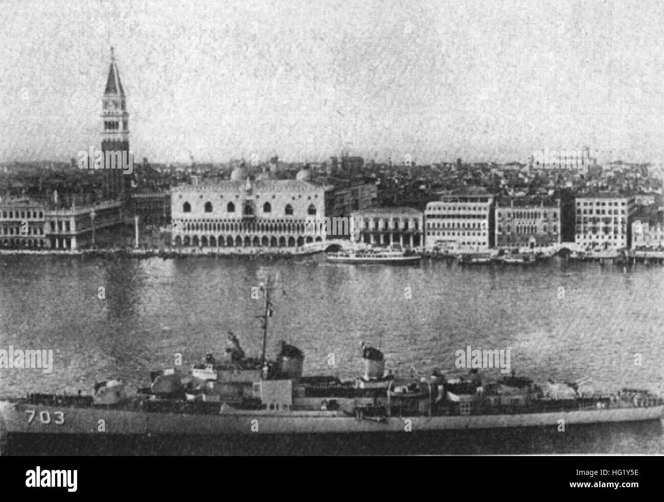USS Wallace L. Lind (DD-703) at Venice c1949 Stock Photo - Alamy