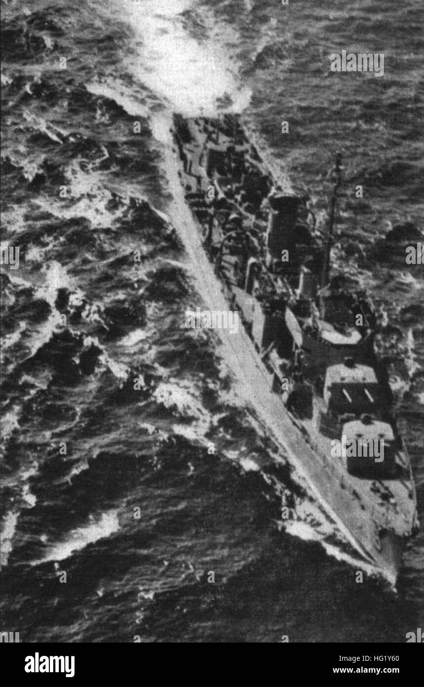 USS Power (DD-839) in the Med 1950 Stock Photo - Alamy