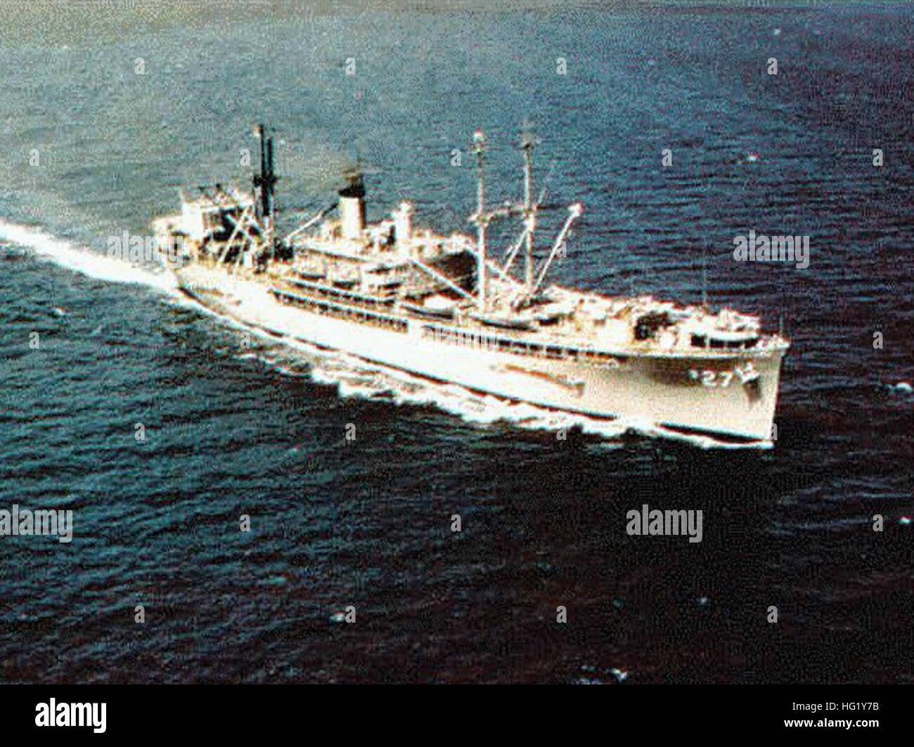USS Yellowstone (AD-27) underway Stock Photo - Alamy