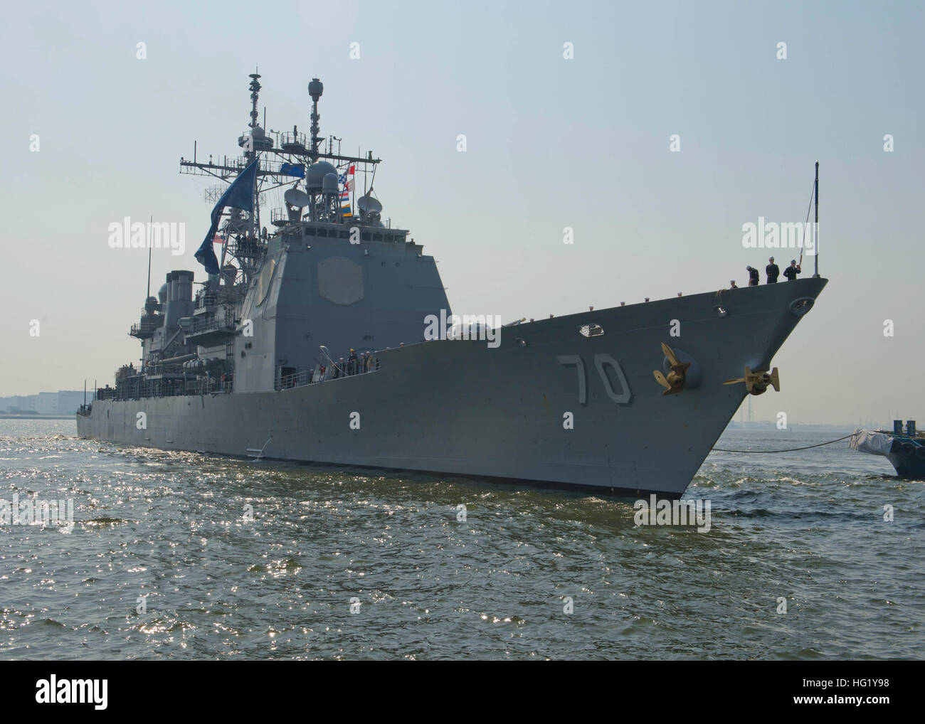 The Ticonderoga-class guided-missile cruiser USS Lake Erie (CG 70 ...