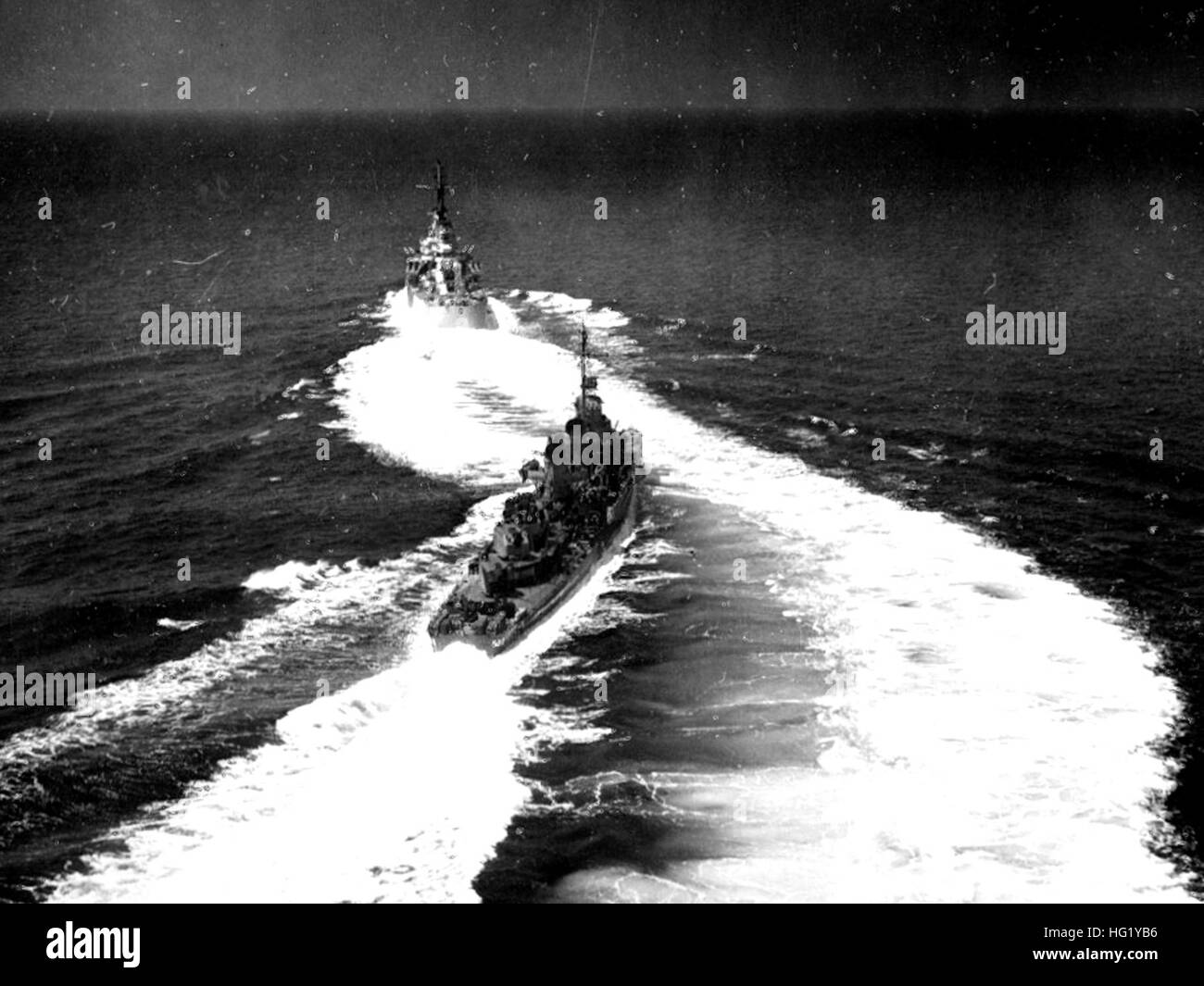 USS Howorth (DD-592) and USS Denver (CL-58) in May 1944 Stock Photo - Alamy