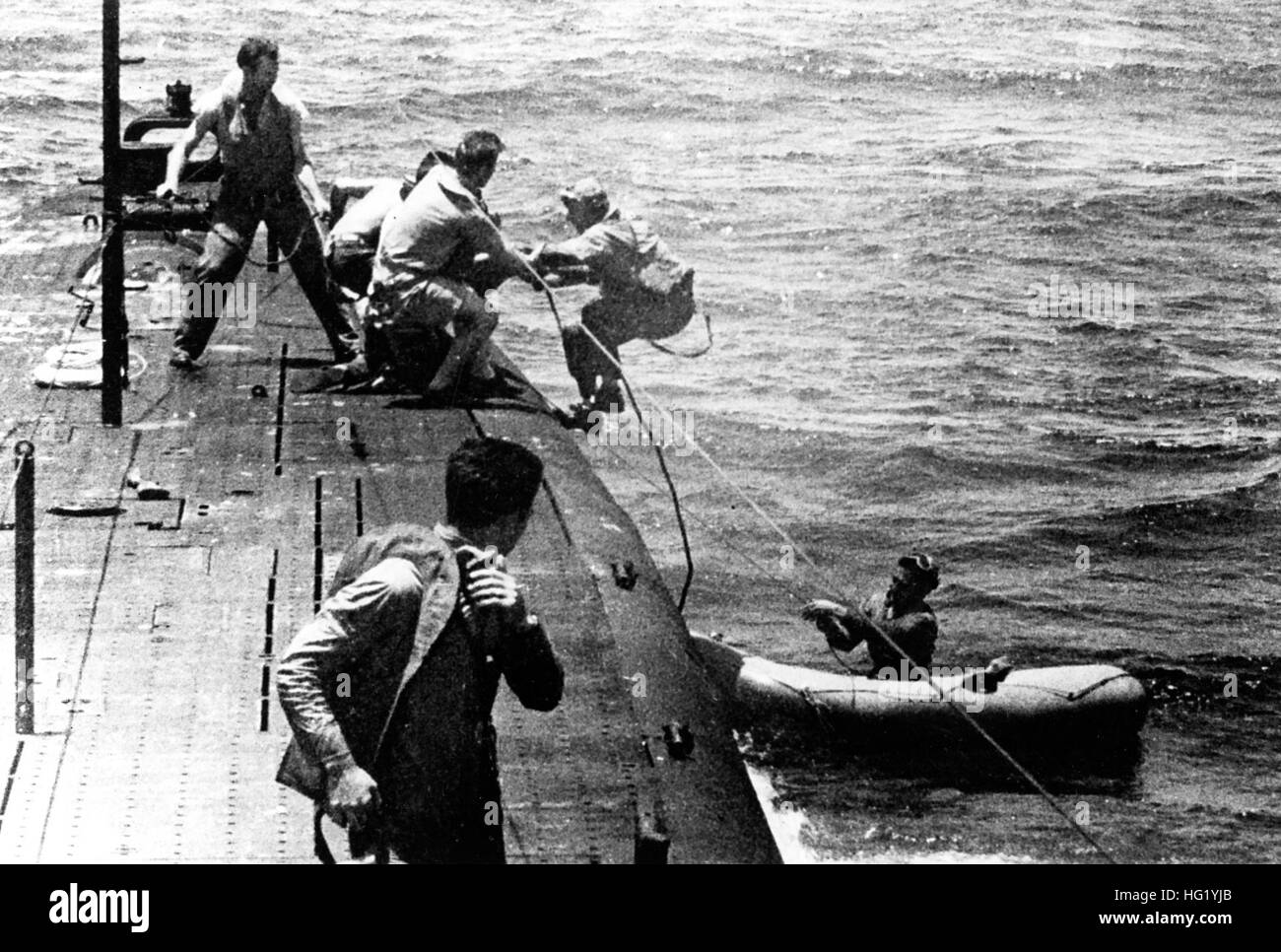 USS Tang (SS-306) rescues airmen off Truk in 1944 Stock Photo - Alamy