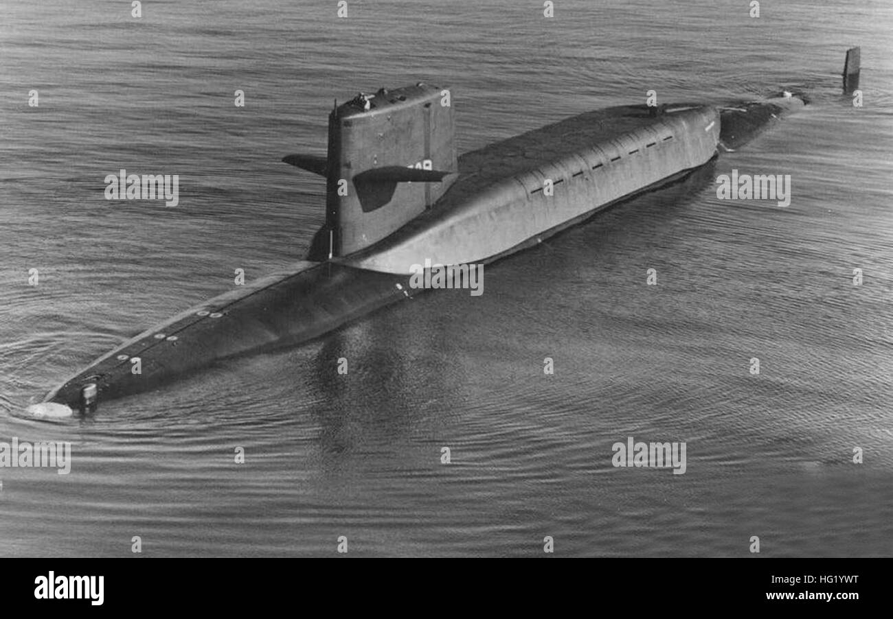 Uss patrick henry hi-res stock photography and images - Alamy